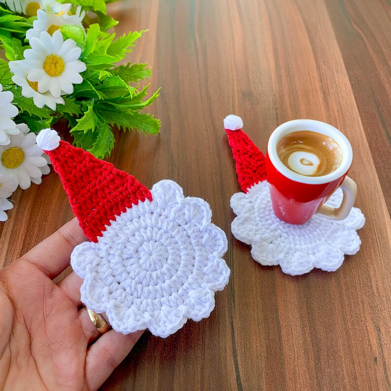 Crochet Santa Hat Coaster Pattern, Holiday Home Decor (PDF Pattern) - Etsy