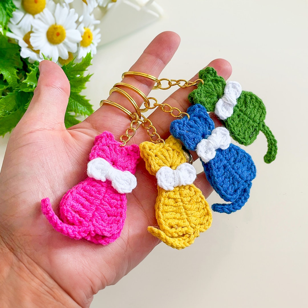 Crochet Cat Keychain Pattern, Cute DIY Key Holder Design for Fun Gifts, Perfect Crochet Gift ...