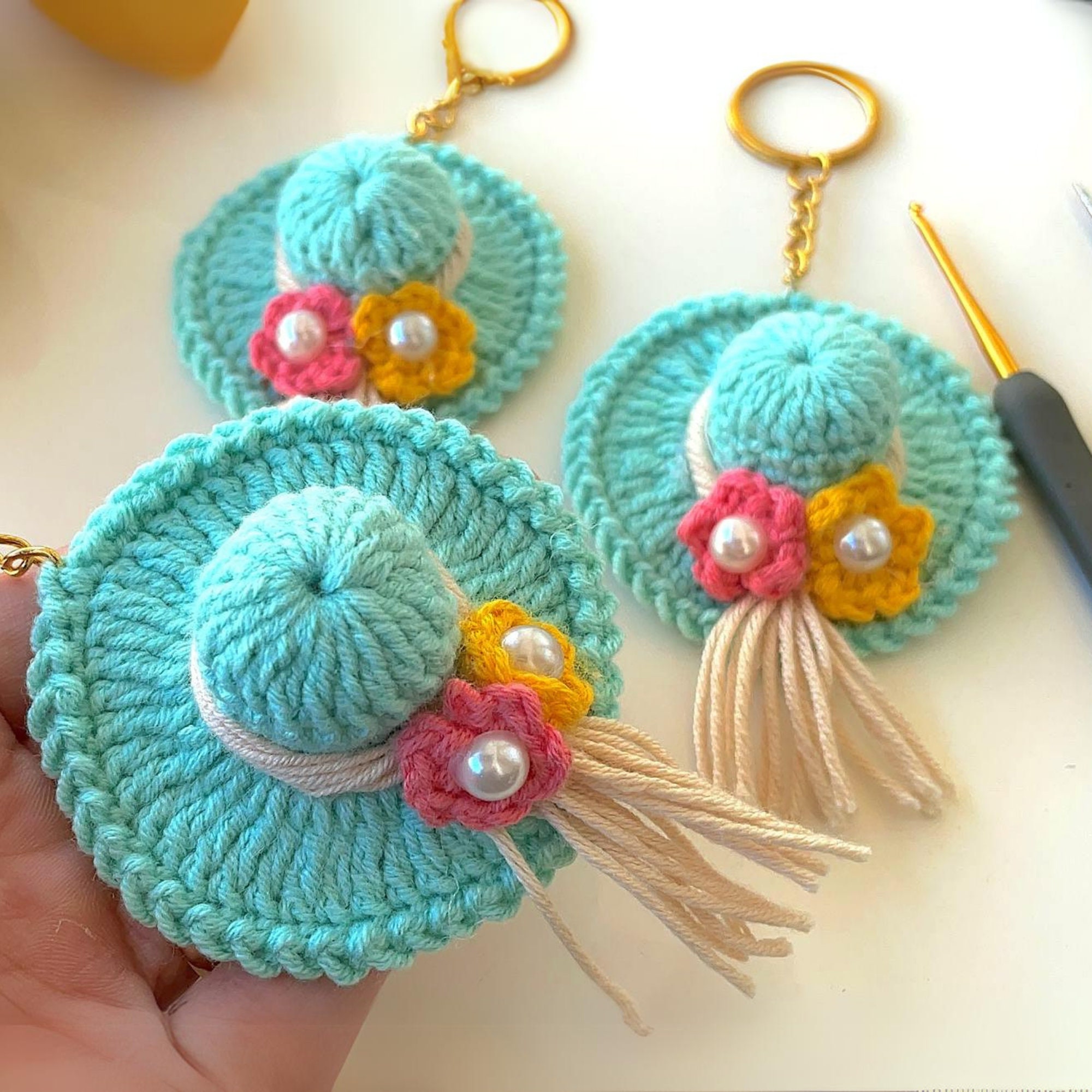 Crochet Mini Hat Pattern - Miniature Vacation Straw Hat - Tiny Crochet ...