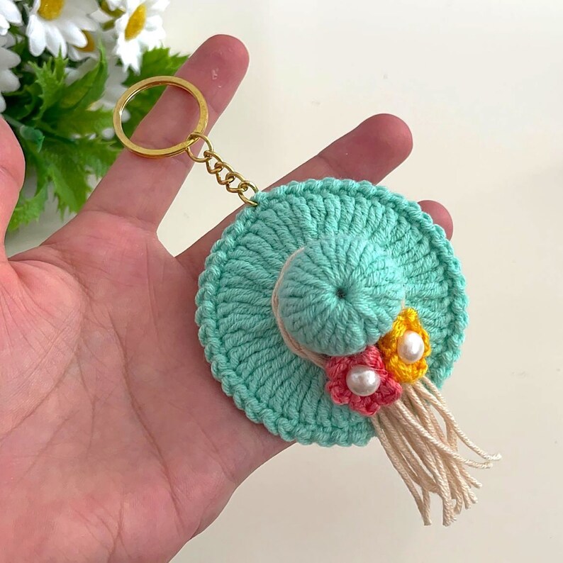 Crochet Mini Hat Pattern - Miniature Vacation Straw Hat - Tiny Crochet ...