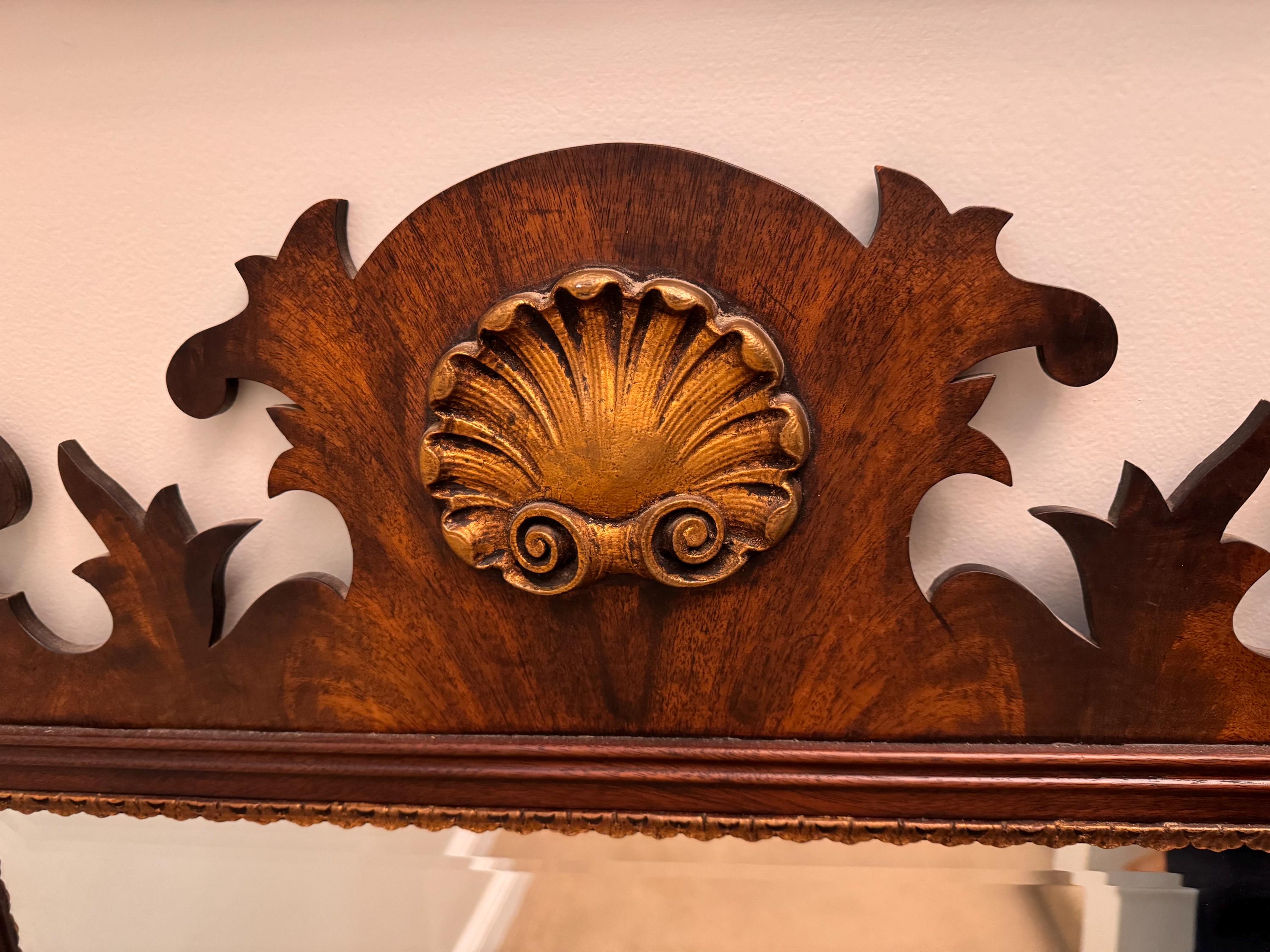 Henkel Harris Chippendale Style Mahogany Mirror With Shell Crest 29 X ...