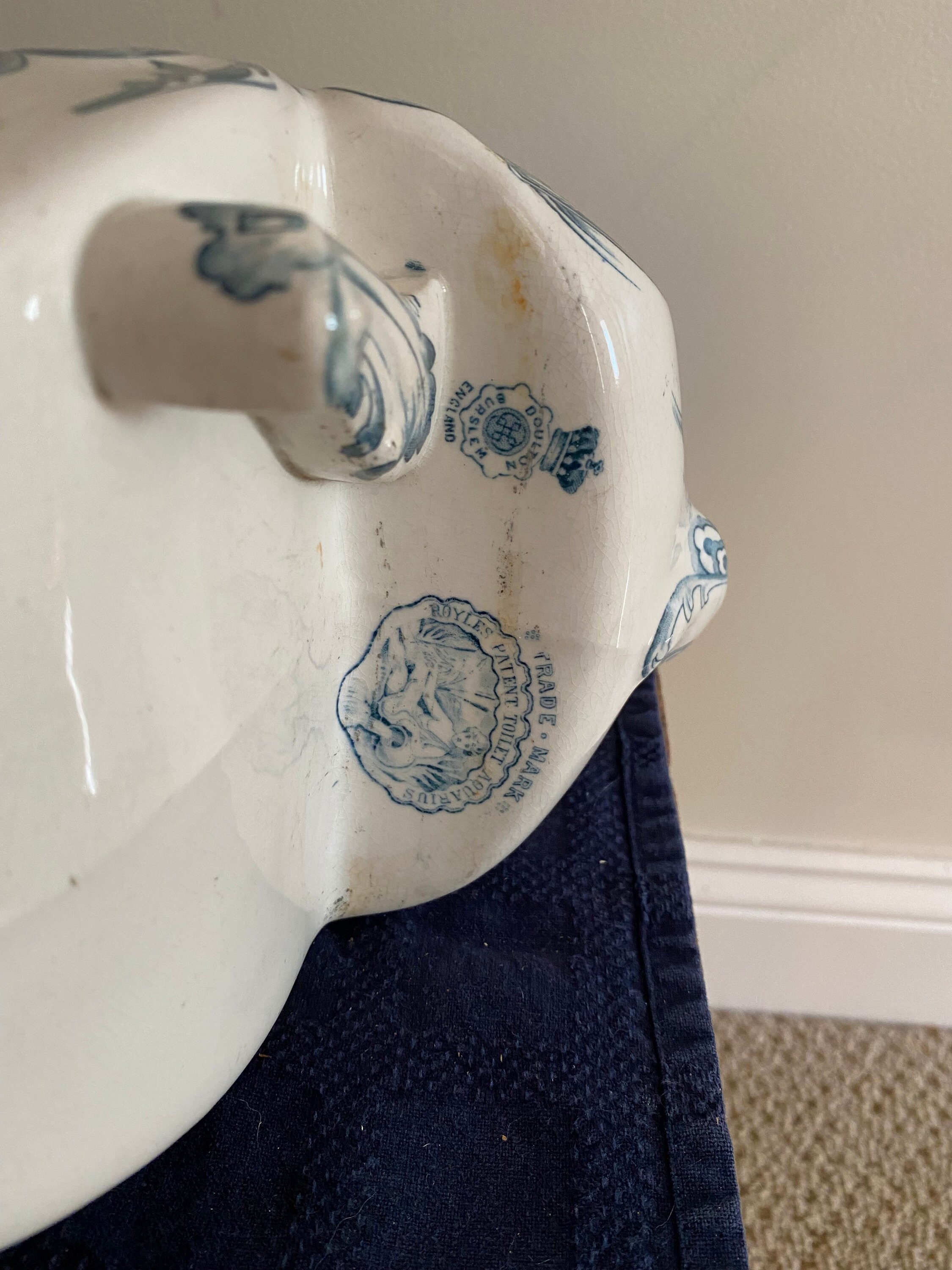 Doulton Burslem 2 Piece English Pottery Royles Patent Toilet Aquarius ...