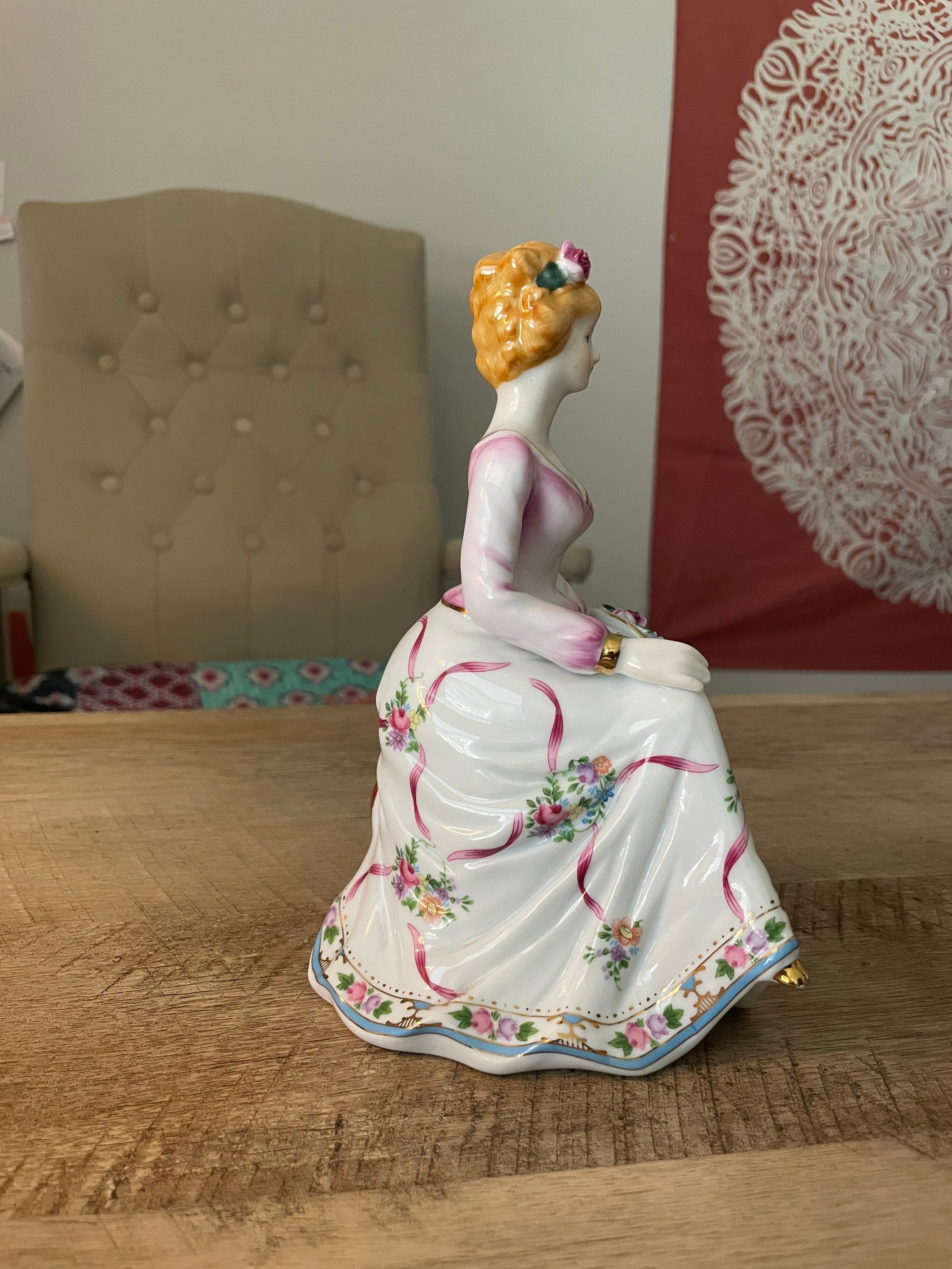 Vintage Ceramic Porcelain Sitting Victorian Colonial Lady - Etsy