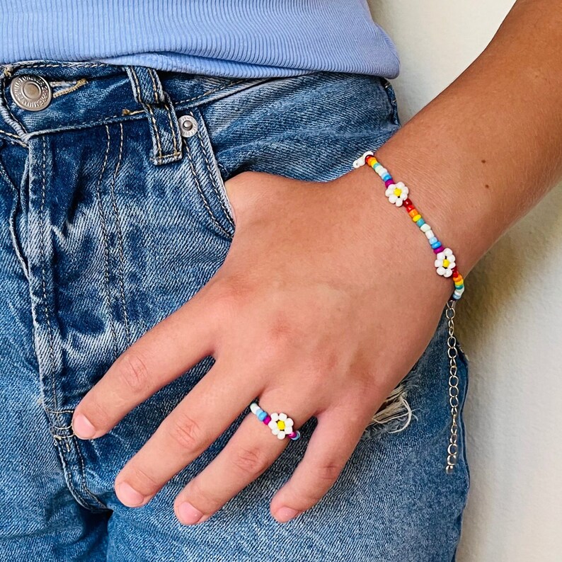 Rainbow Seed Bead Indie Necklace Daisy Necklace Summer - Etsy