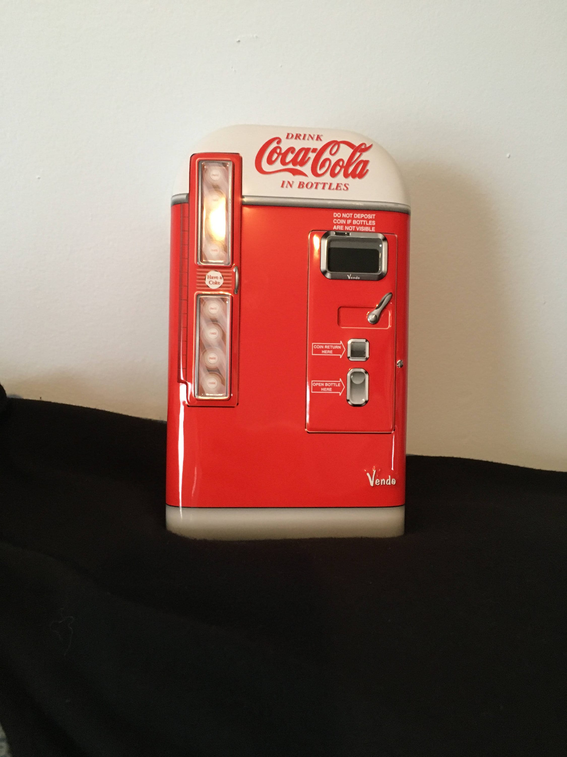 Dixie Narco Vending Machine for sale | Only 3 left at -70%