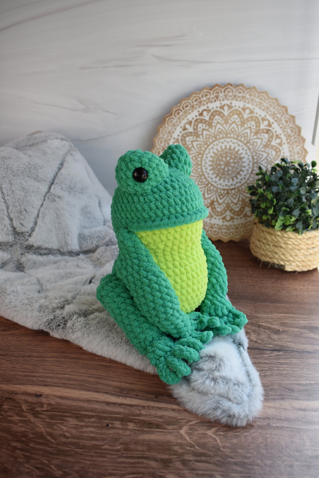 Crochet Frog Plush, Stuffed Animal - Etsy