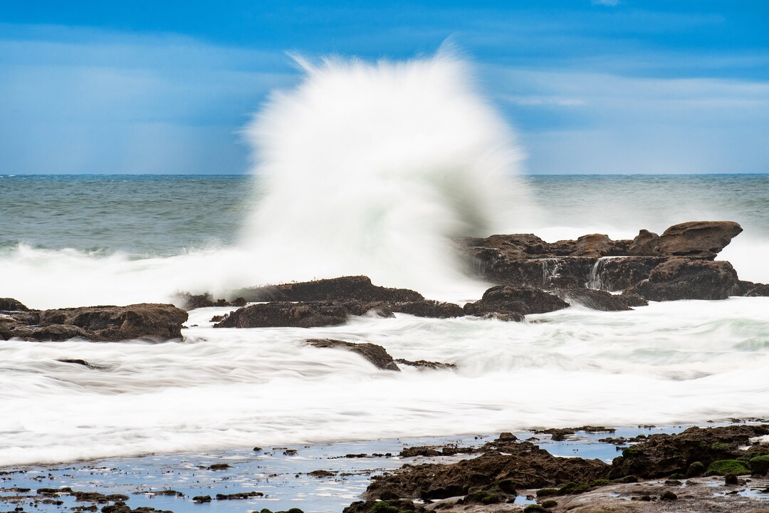 Long Exposure Dreamy Ocean Wave Pounding a Cliff Digital Download Wall ...