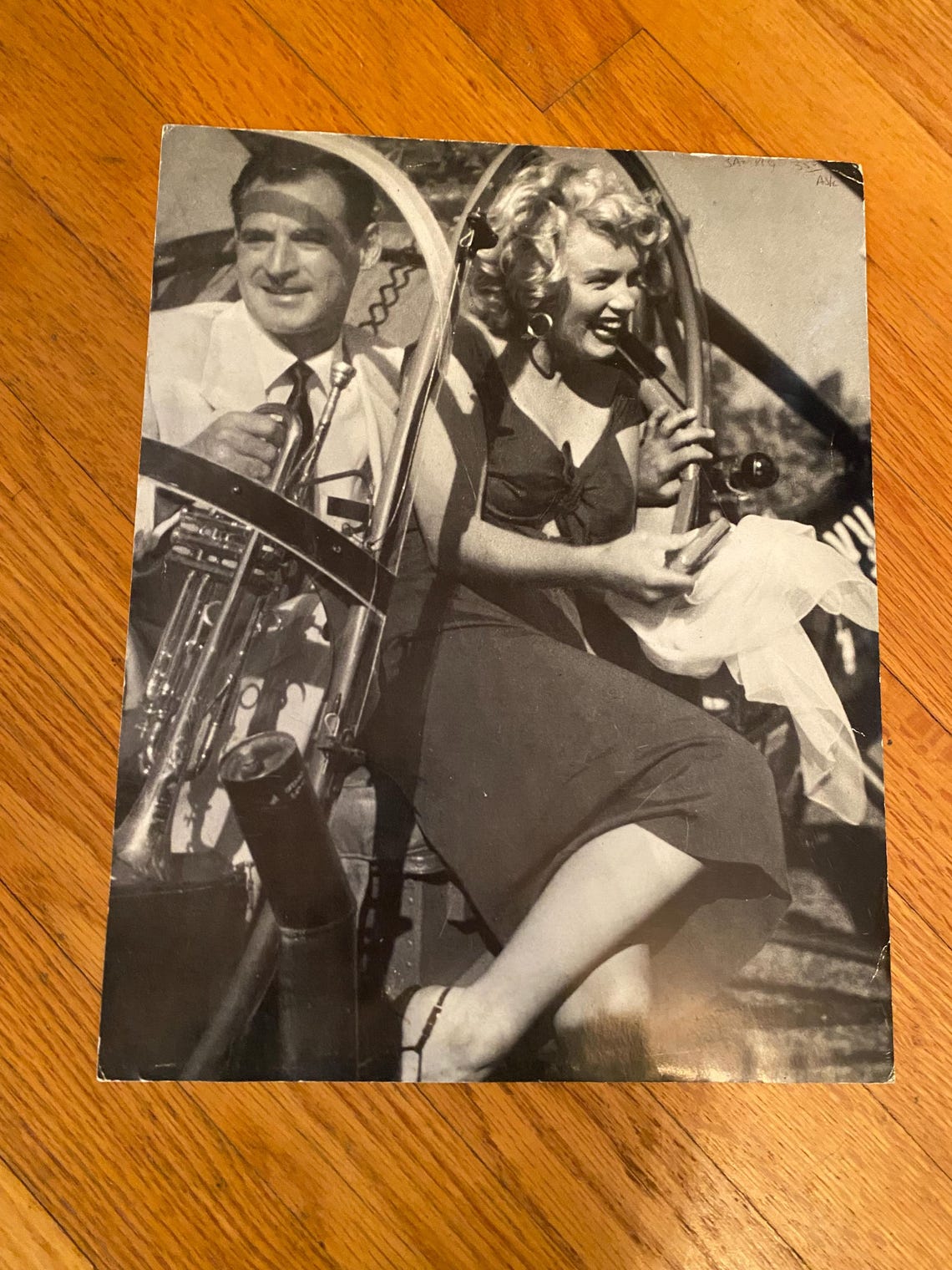 Marilyn Monroe Black & White Photo Arriving by Helicopter at Ray ...