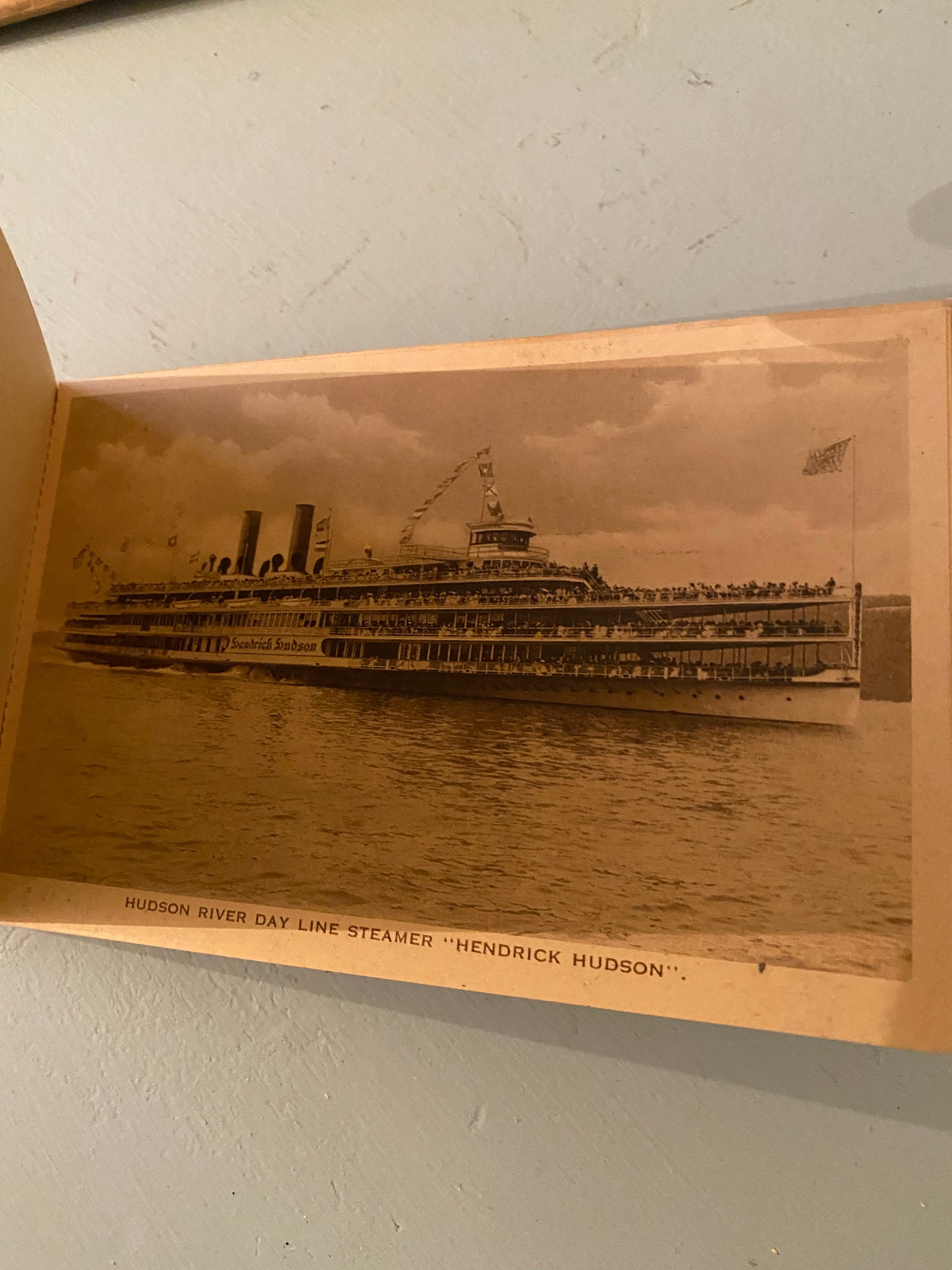 Antique the Hudson River Day Line Booklet of Postcards - Etsy
