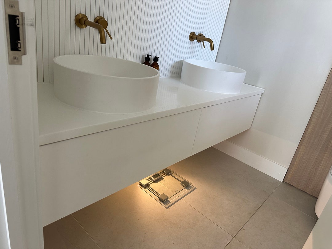 Corian Worktops Variety of Colours Larger Sizes & Other Brands ...