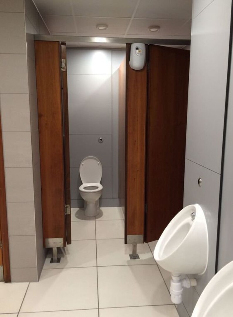 Changing Cubicles for Swimming Pools: Made-to-measure, Available in a ...