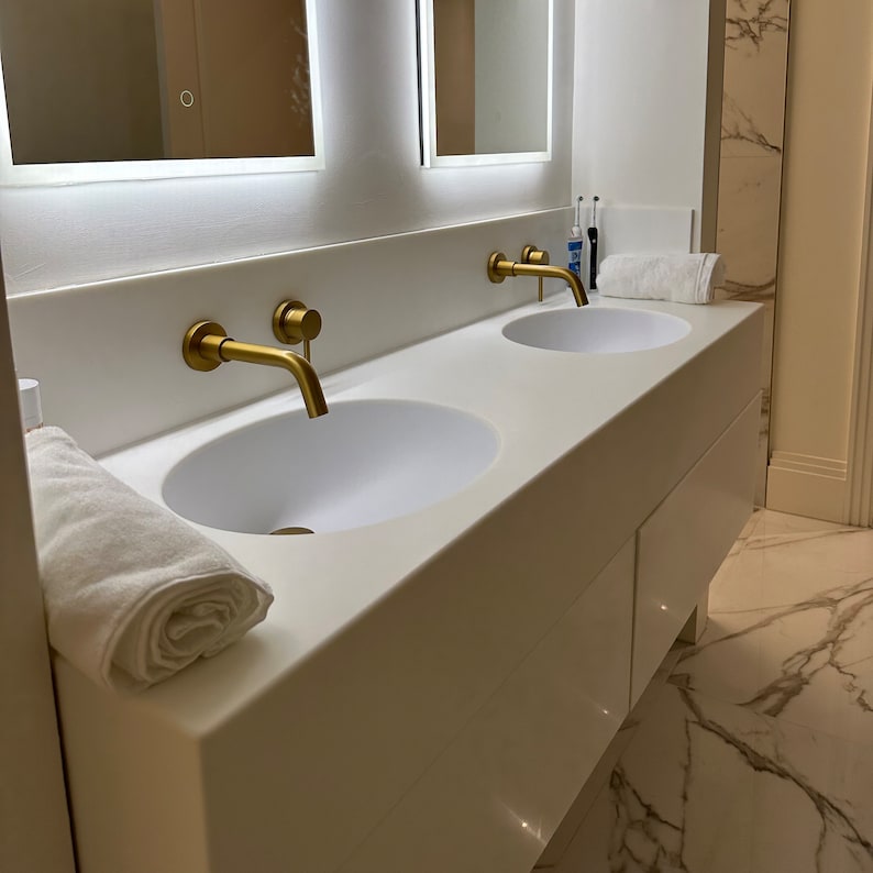 Vanity Worktops in Corian Glacier White: Made-to-measure, 2m ...