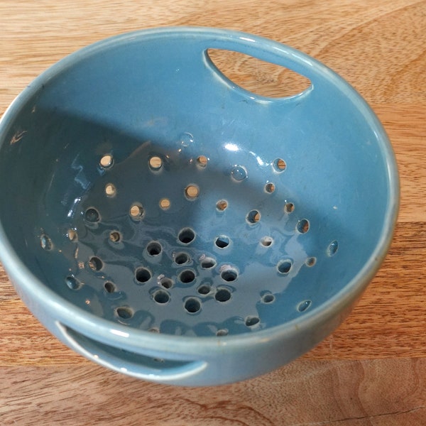 Berry Bowl Colander - Etsy
