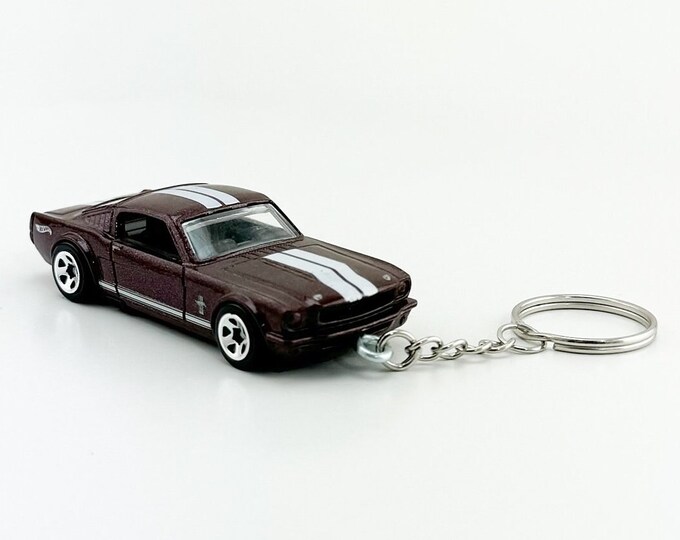 Car Keychain Mustang Fastback - Etsy