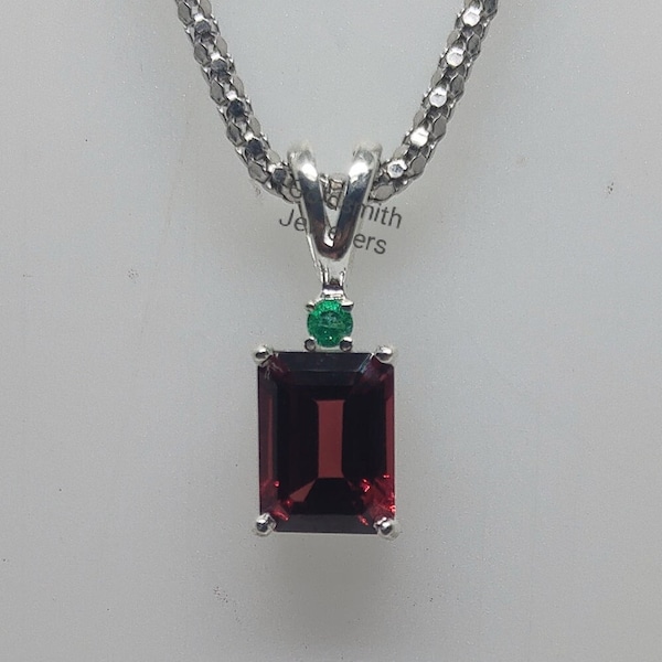 Emerald Garnet Pendant - Etsy