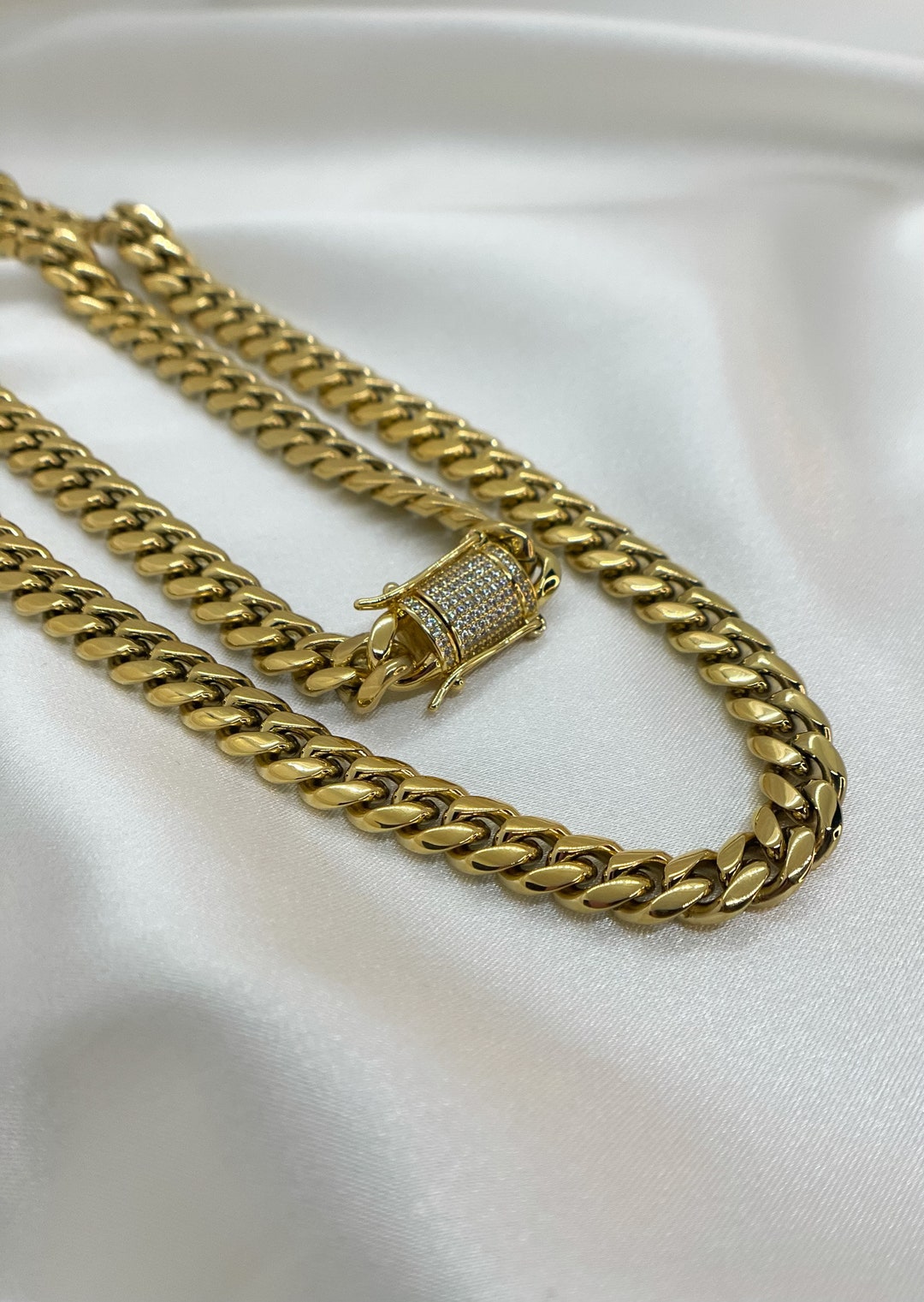 Miami Cuban Link Style Chain Necklace, Trendy Cubic Zirconia Clasp, 18 ...