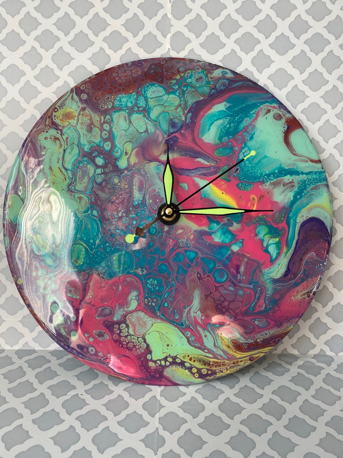 Multicolor Fluid Art Clock - Etsy UK