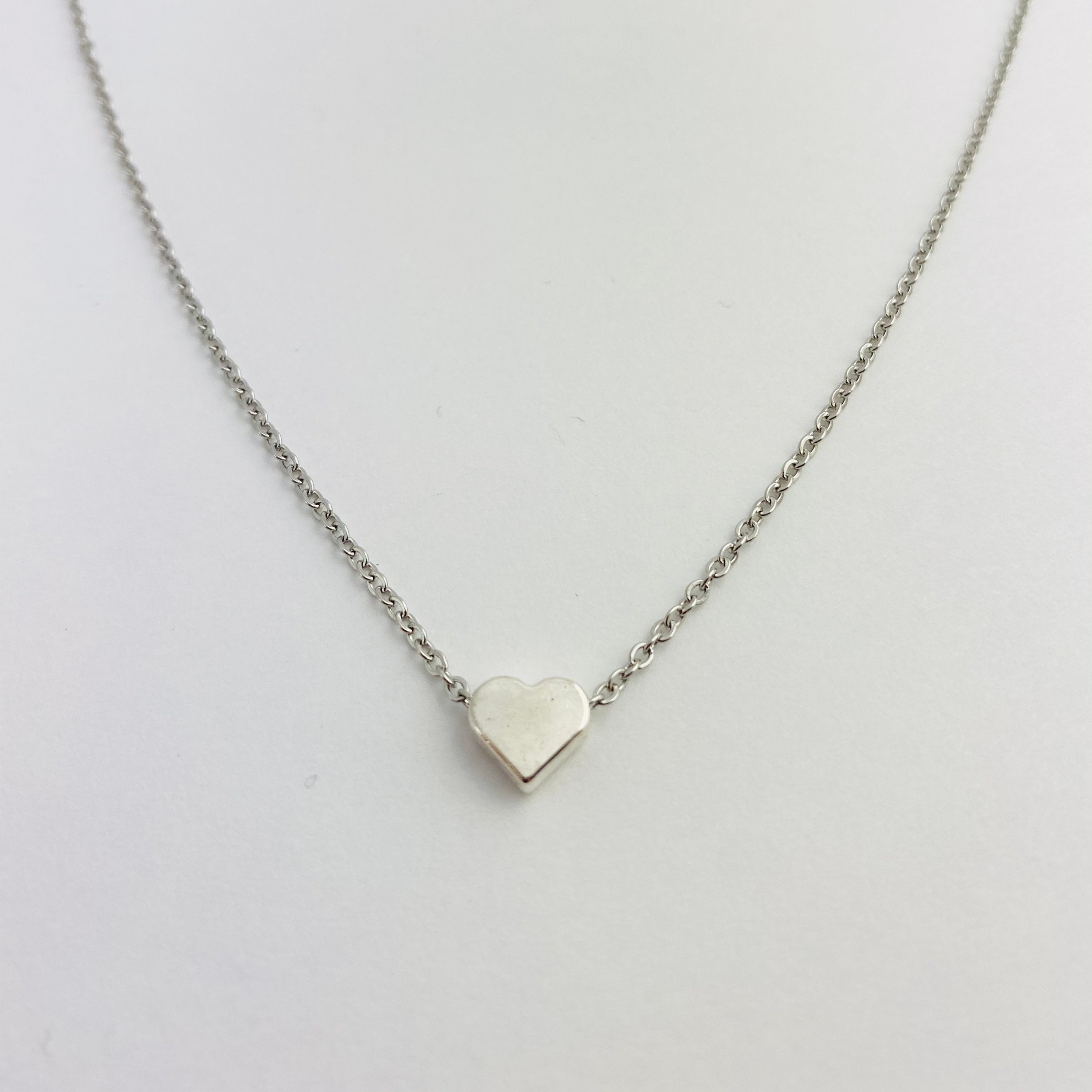 Collar de corazón diminuto collar diario collar delicado - Etsy España