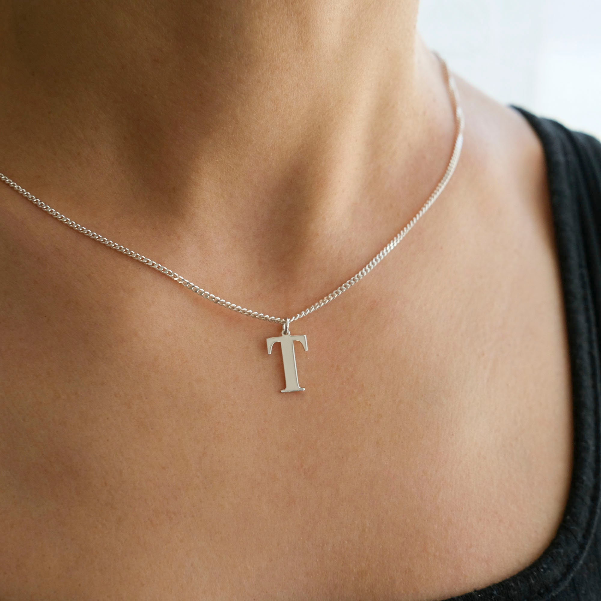 Collar de letras T de plata collar de cartas personalizado | Etsy