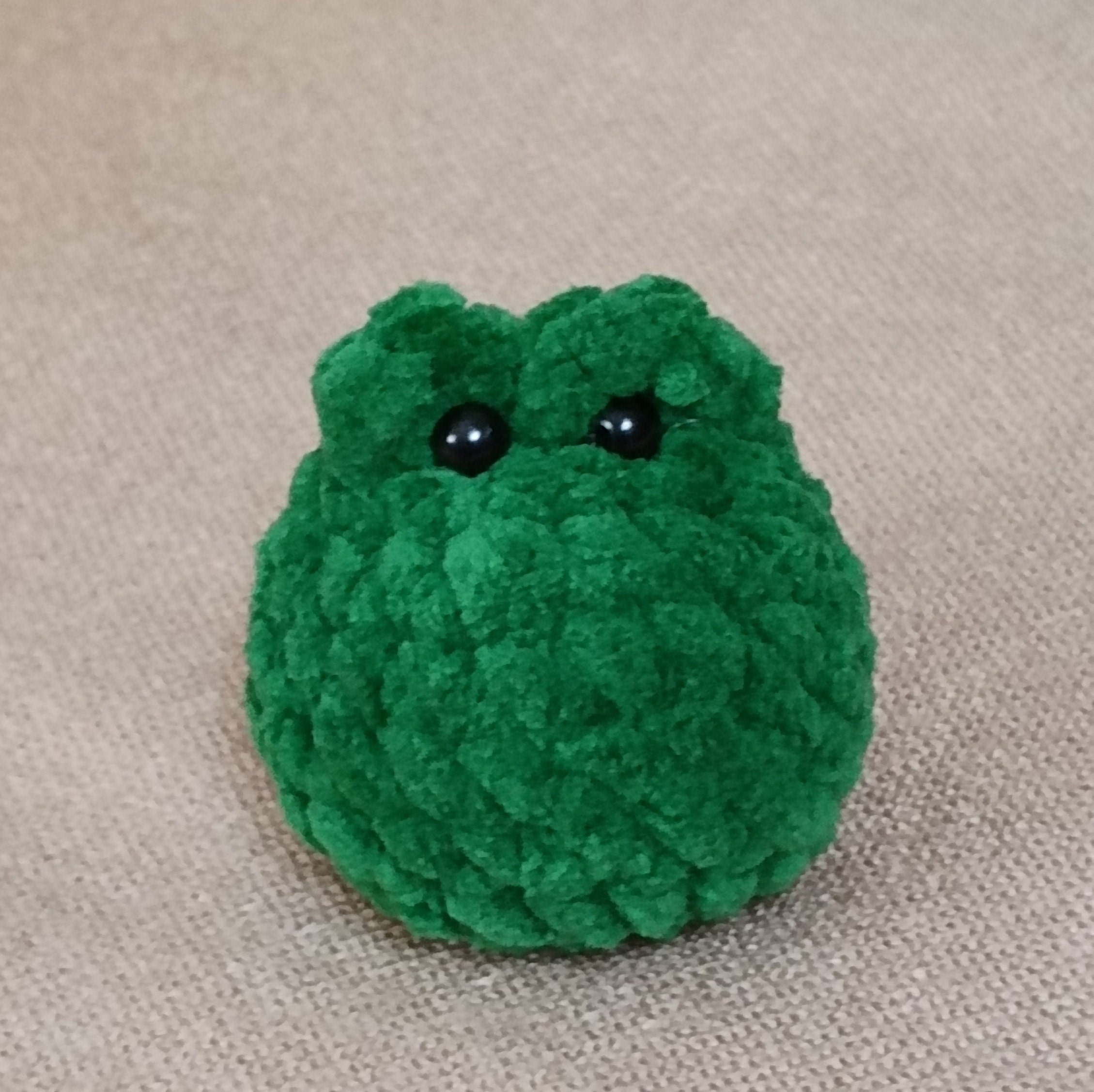 Tiny Frog Plush Small Crocheted Frog Amigurumi Frog Cute - Etsy