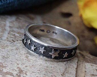 Peter Stone Ring - Etsy