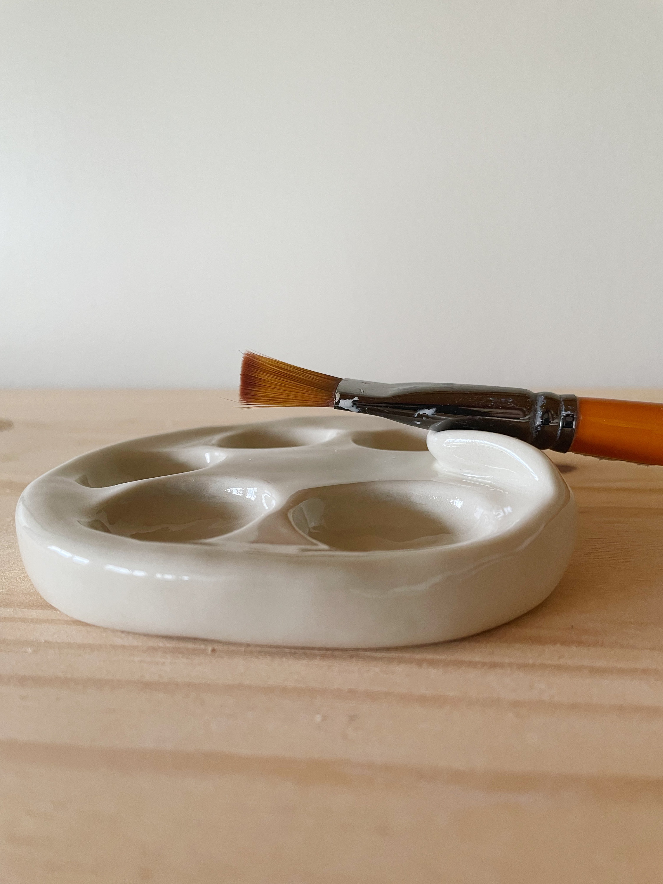 Round Paint Palette - Etsy