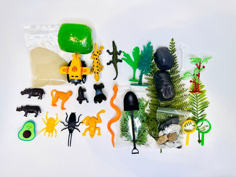 Jungle Sensory Kit: Wild Animals Homemade Playdough Kit for Kids ...