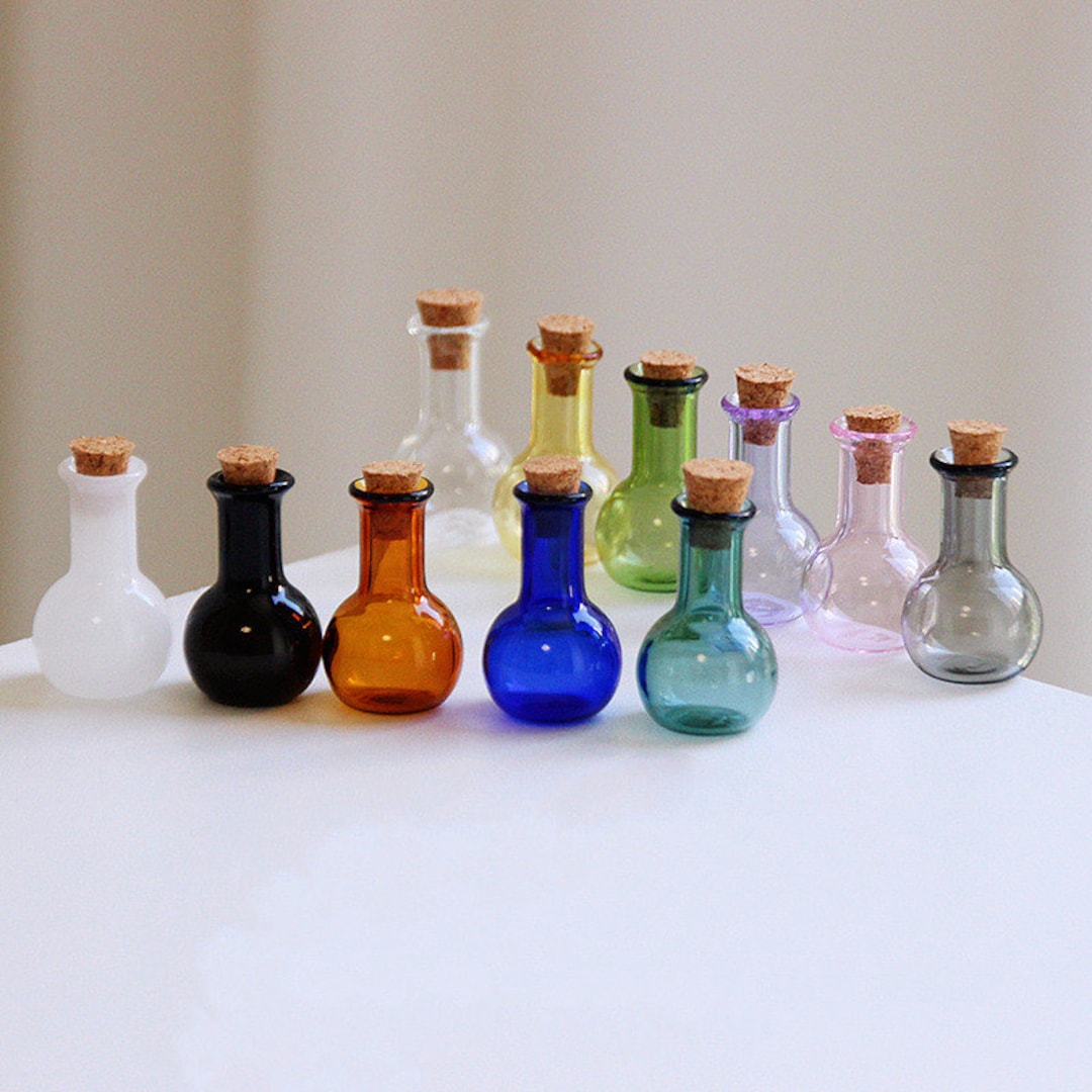 Miniature Glass Vase Mini Glass Color Flask Bottles Model Cute Bottles ...