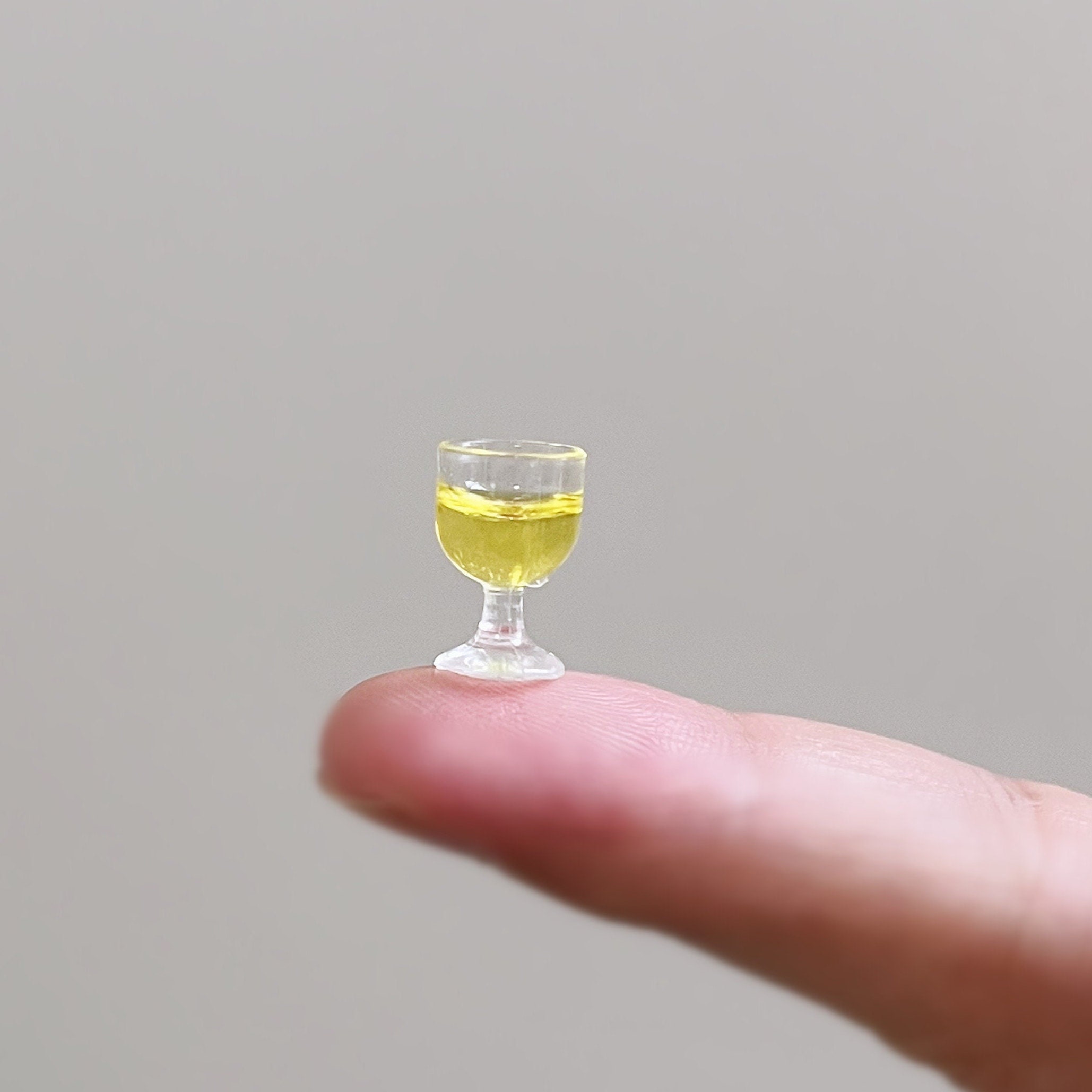 Miniature Wine Glass 1/12 Party Beverage for Dolls House Miniature Wine ...