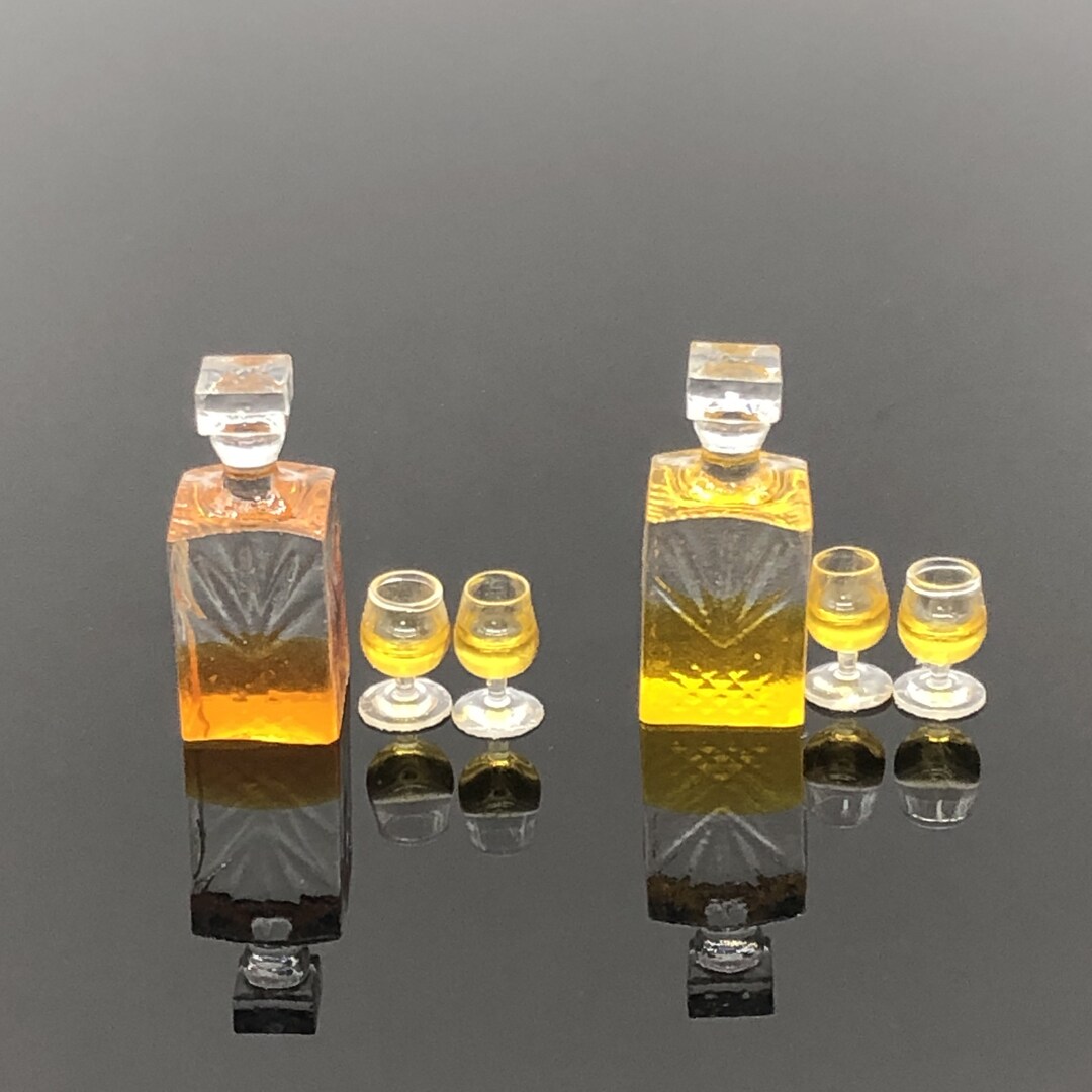 Miniature Whiskey Decanter Set Wine Bottles Dolls House Hard Liquor ...