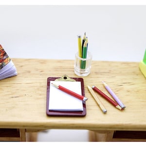 1:12 Miniature Pencil Dollhouse Miniature Colour Pencil Set of 8 - Etsy