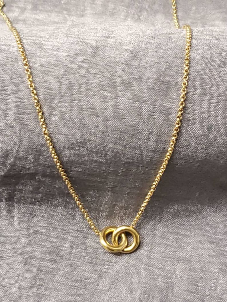 18K Gold Interlocking Circle Necklace Connection Necklace | Etsy