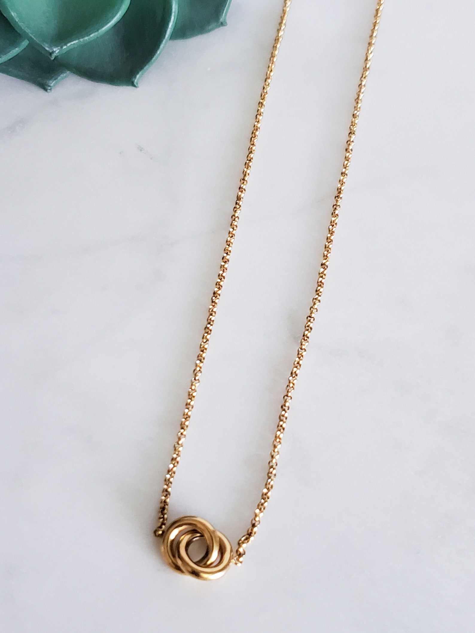 18K Gold Interlocking Circle Necklace Connection Necklace | Etsy