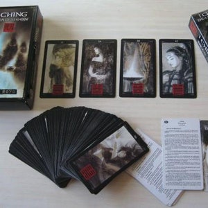 Luis Royo I Ching Dead Moon Tarot Luxury Box Set gothic Art dark Oracle ...