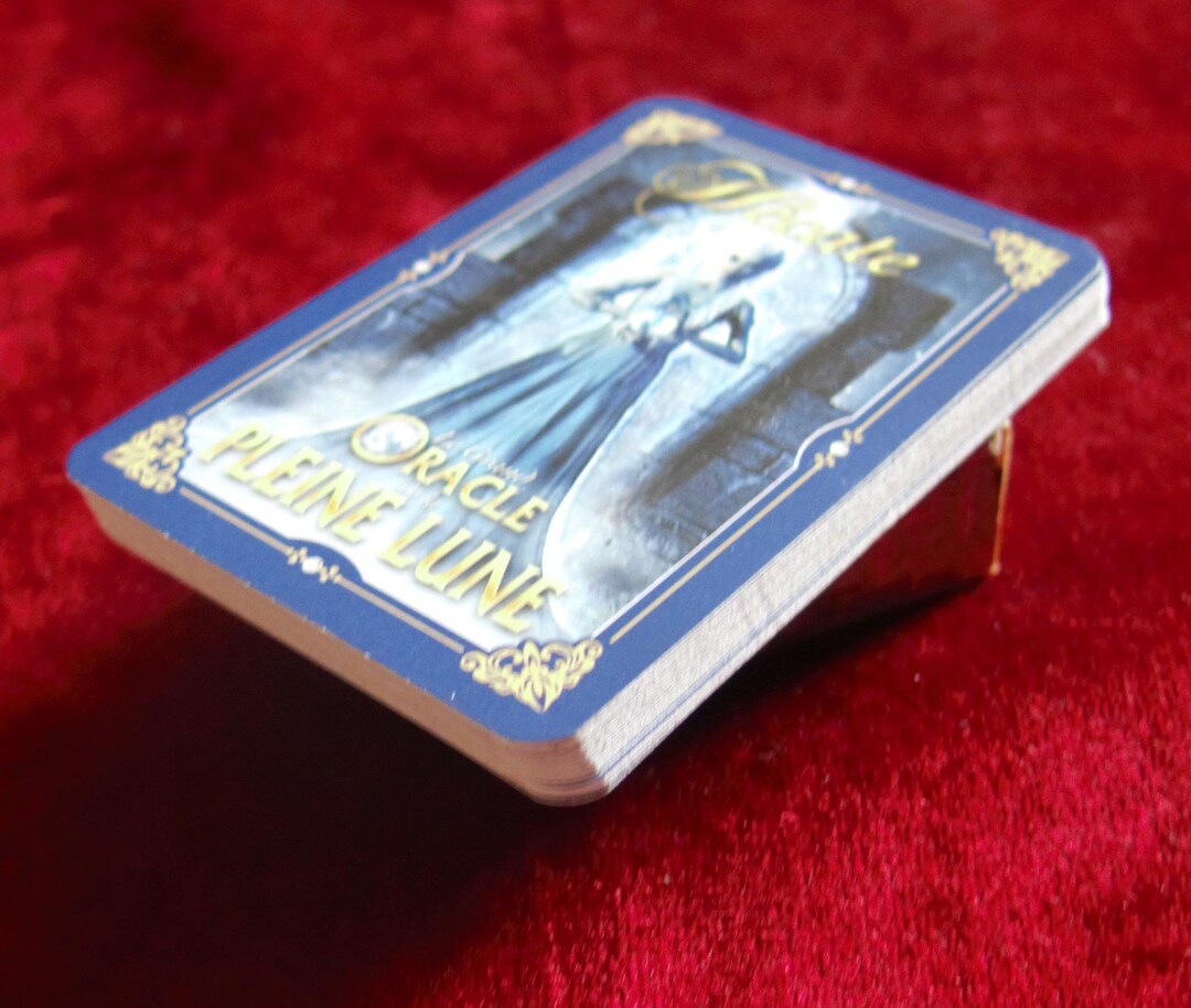 Full Moon Hécate Oracle - Original Magazine Edition – Vintage French ...