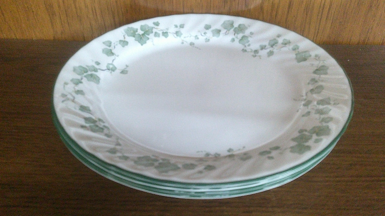 2503 Corelle Callaway Green Ivy Swirl Dinnerware With Green Rim- Great ...