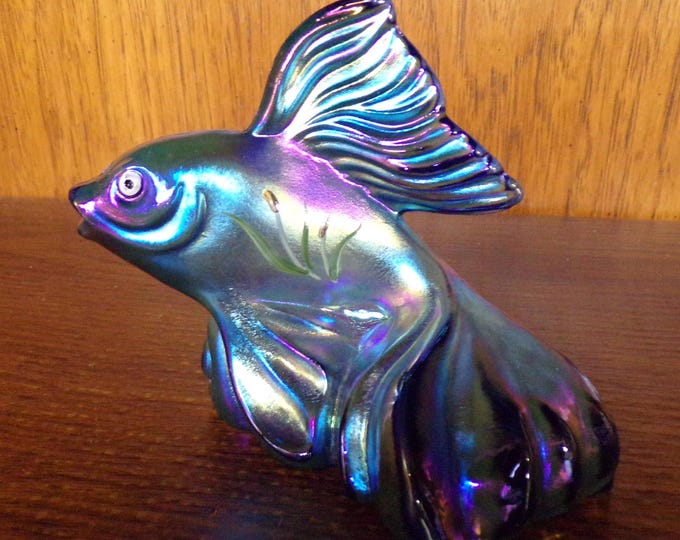 2501 Fenton Iridescent Amethyst Carnival Glass 5" Koi Fish/ Goldfish ...