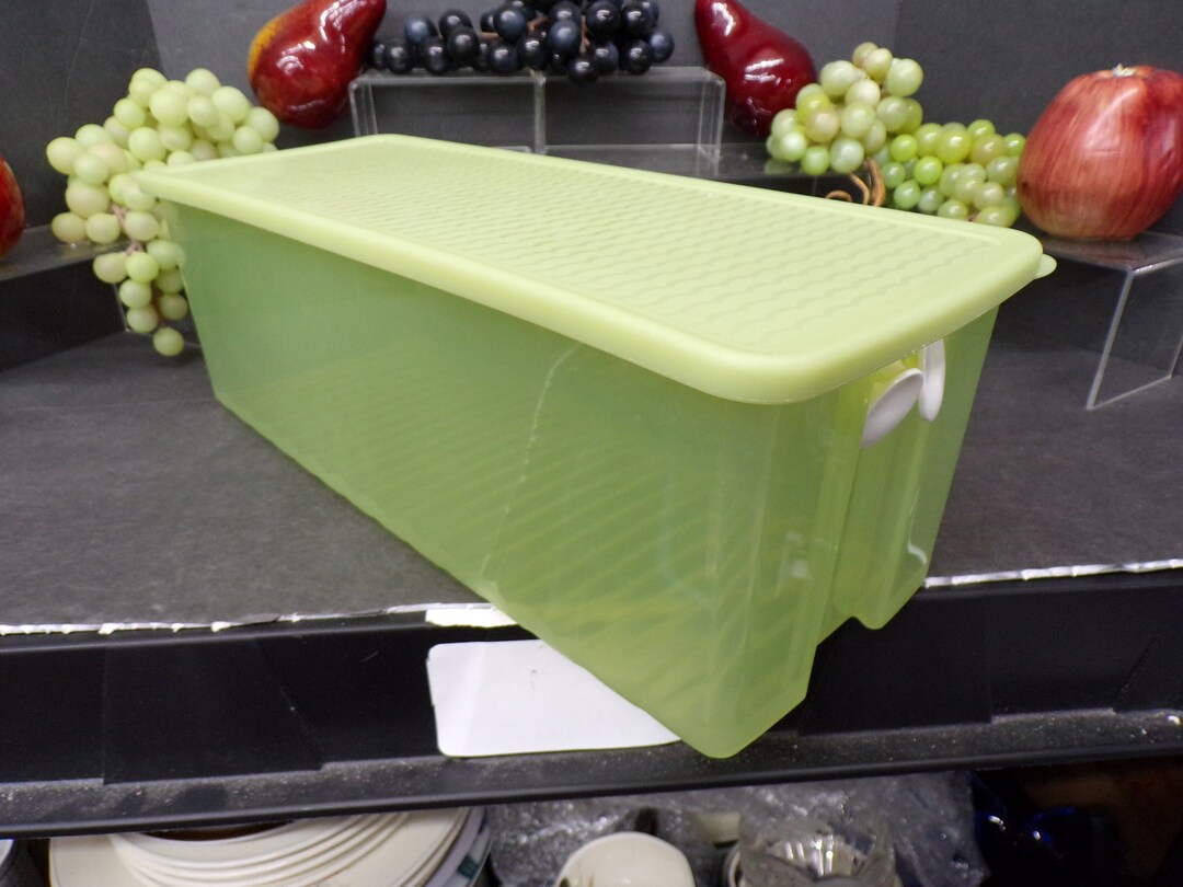 2311 Tupperware Large Fridgesmart Green Refrigerator Container Keeper ...