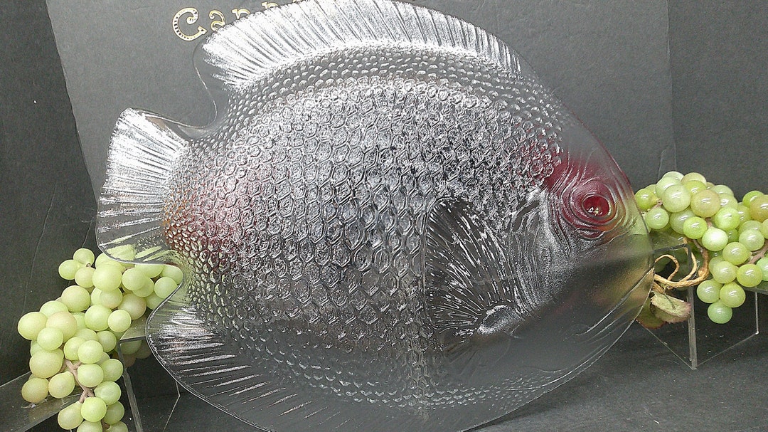 2501 Arcoroc Poisson Large Textured Tempered Oven-proof Glass Fish ...