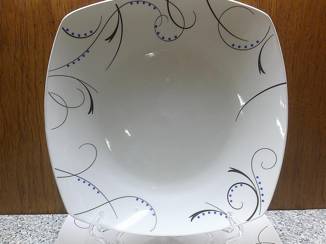 2407 Gibson Motif Square 9.5" Dinner Plates Set of 4 Black Swirl Lines ...