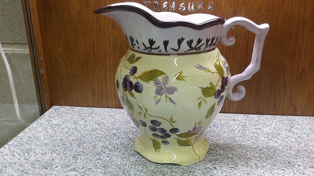 2407 Tracy Porter Pottery Beautiful Hand-painted 10" Tall X 7" Wide ...