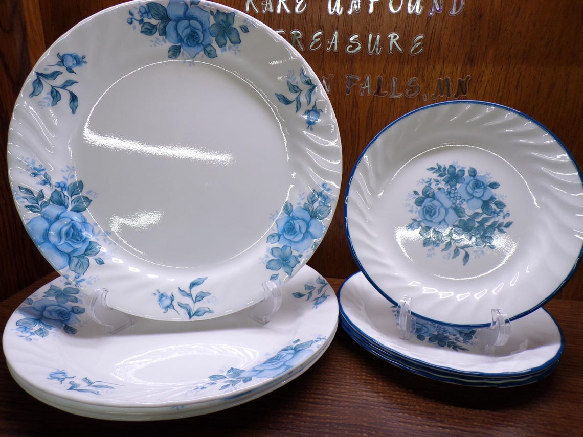2504 Corelle Blue Velvet Swirl Dinnerware - Blue Roses - Great ...