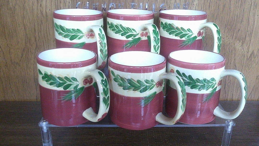 2502 Gail Pittman Pottery Christmas Memories Southern Living 4" 12 Oz ...