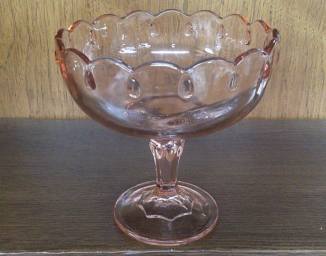 2501 Indiana Glass Teardrop 7.5" Pink Depression Scalloped Footed ...