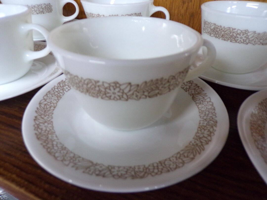 2506 Pyrex Woodland Brown Floral Vintage 12 Pc Set -(6) 8 Oz White Milk ...