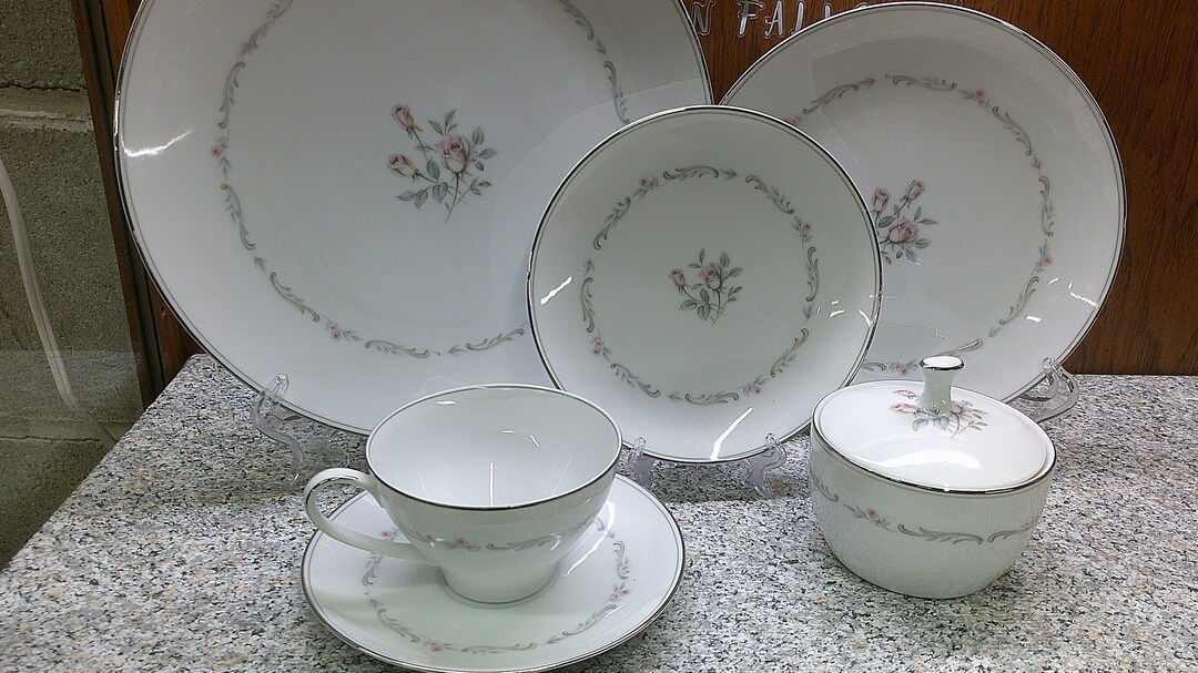 2405 Noritake Mayfair #6109 Vintage China Platinum Rim Beautiful Pink ...