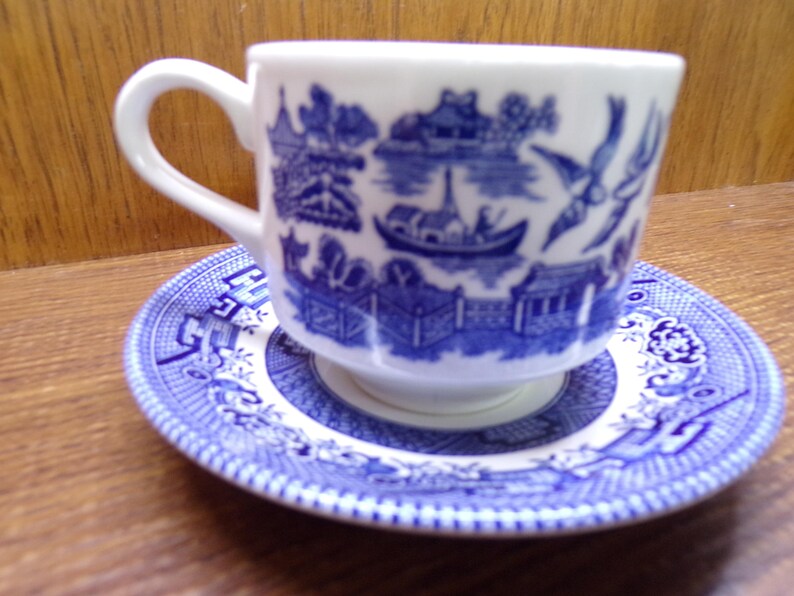 2506 Churchill Blue Willow 1980's Vintage (1) Cup & (1) Saucer ...