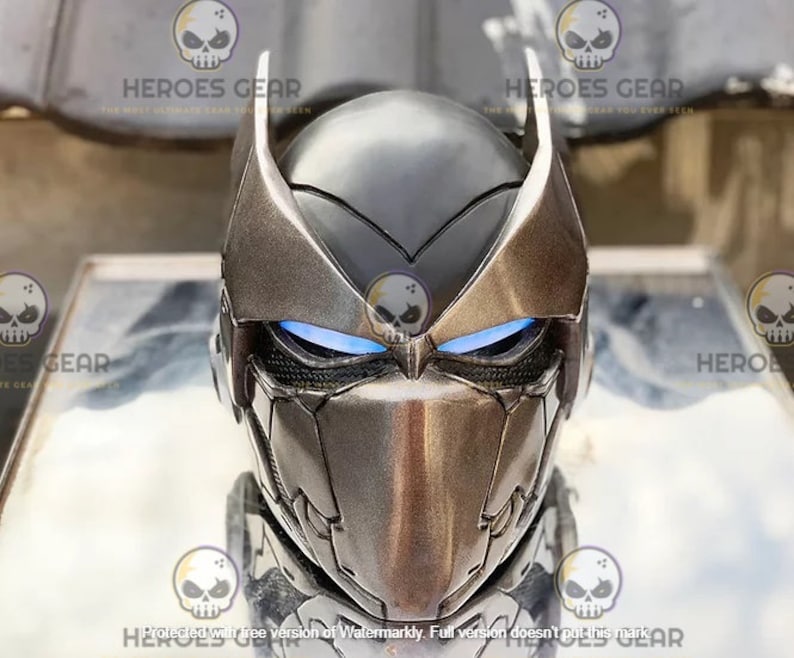 Batwing Luke Fox Helmet - Etsy