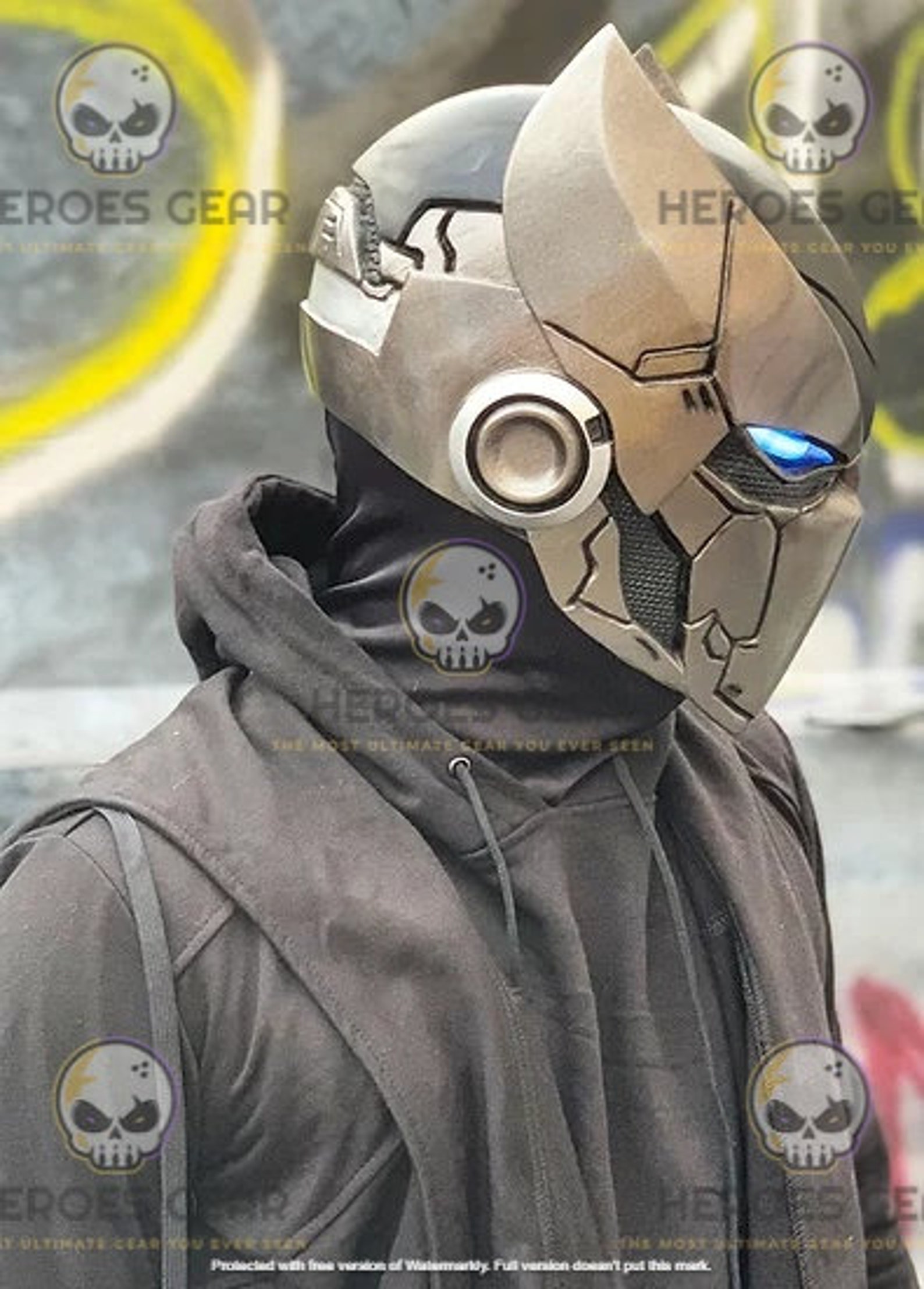 Batwing Luke Fox Helmet - Etsy