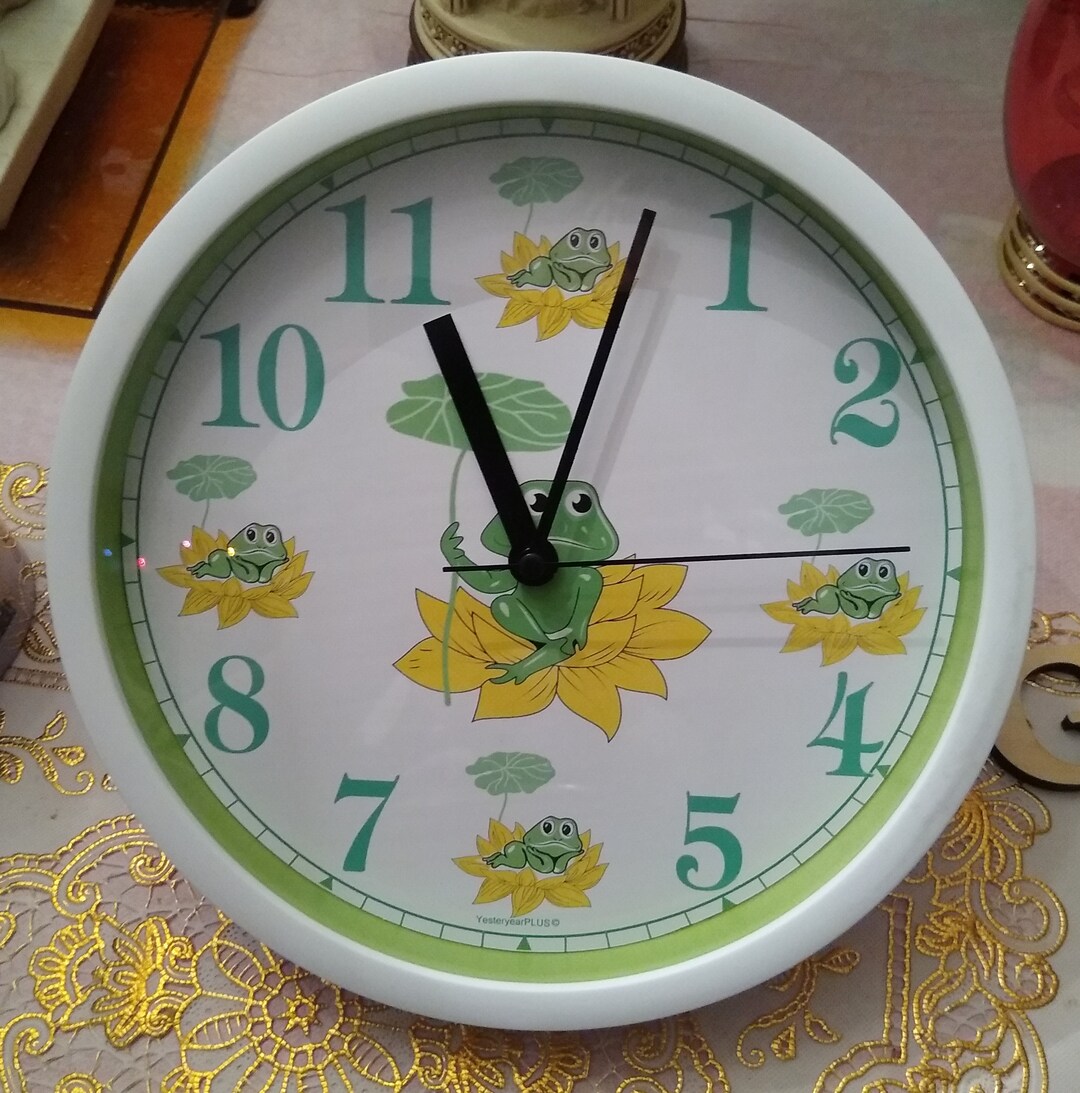 Sears Neil the Frog Theme 9" Wall Clock* + Neil the Frog Magnet - Etsy